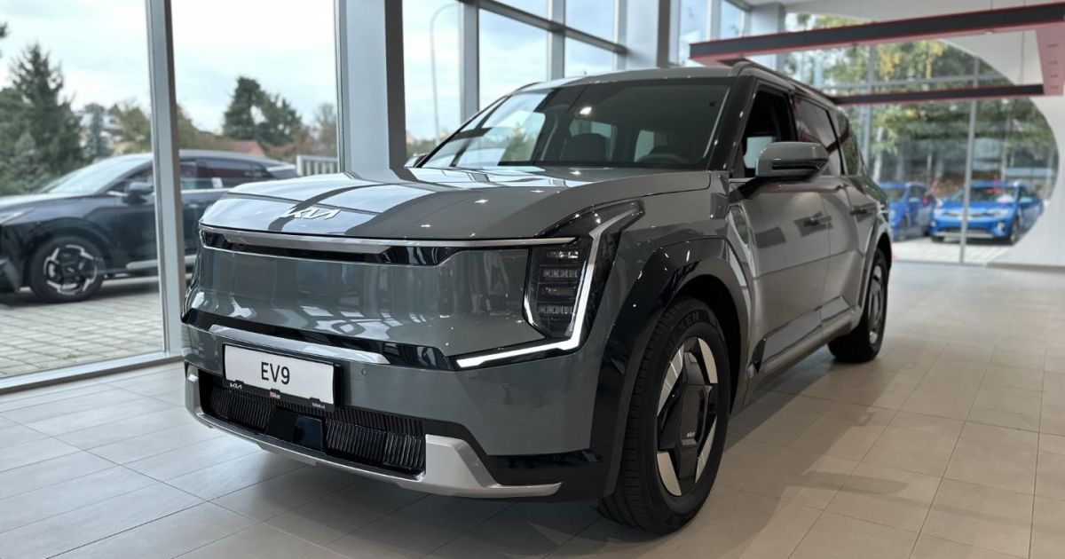 Kia EV9 4x4 EARTH 283 KW + 99,8 KWH (2024) - Tukas